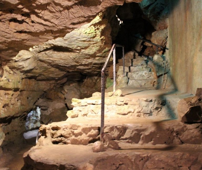 Ultimate Guide to Wonder World Cave, Texas (Tours, Pricing, History ...